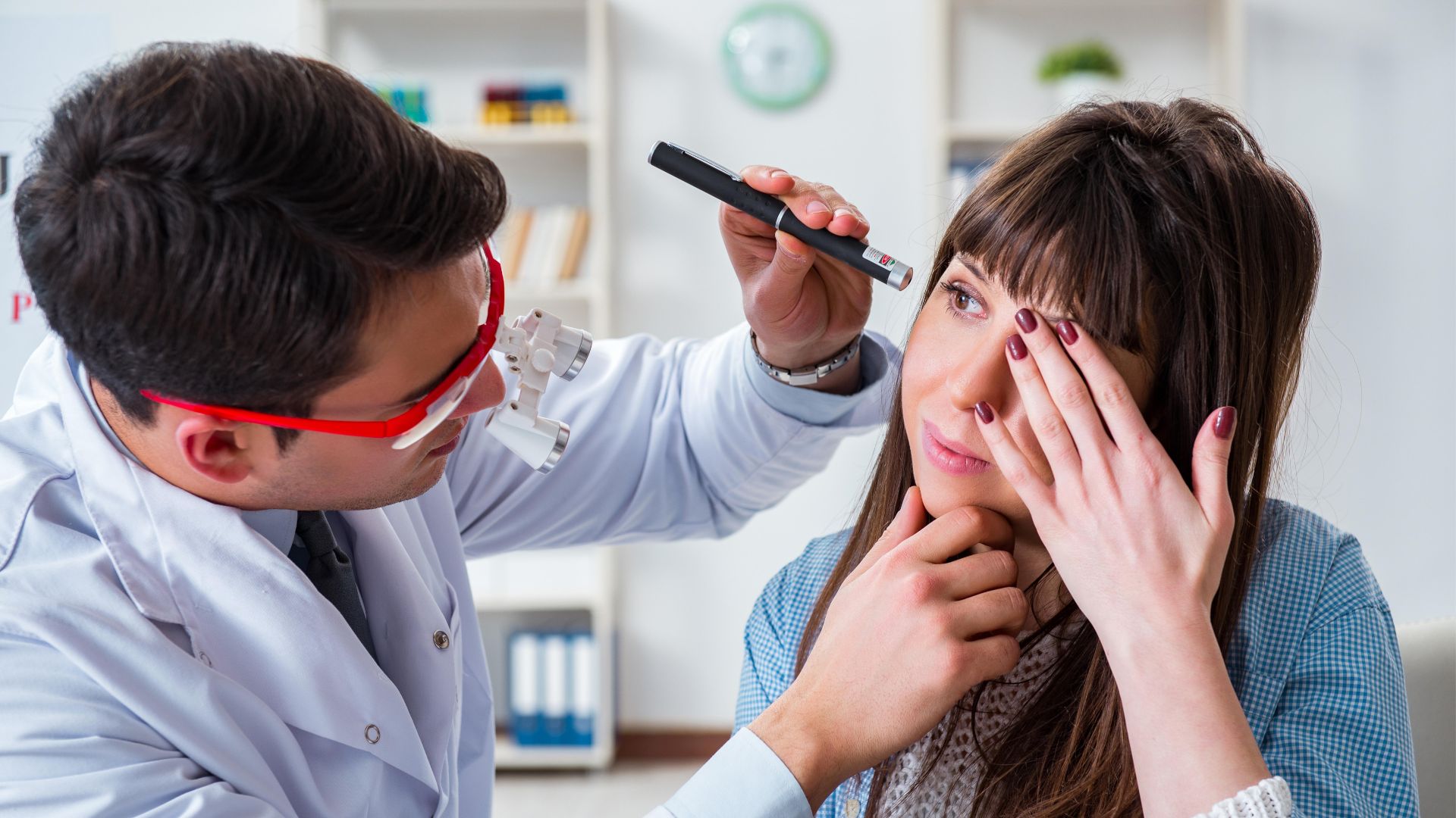 Does Red Light Therapy Damage Eyes? - The Quantum Wellness Center