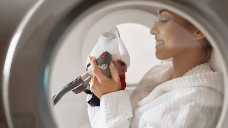 Side Effects of Hyperbaric Oxygen Therapy - The Quantum Wellness Center